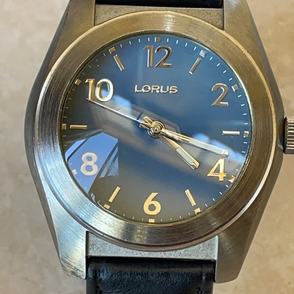 Lorus | Accessories | Lorus Men Battery Water Resistant Leather Band ...